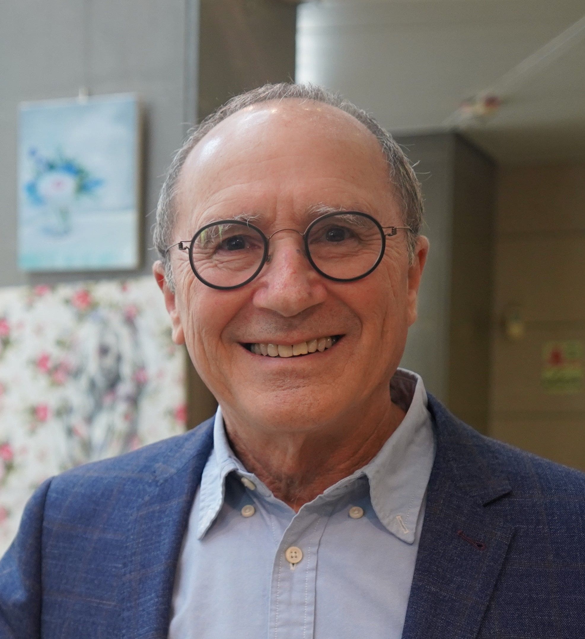 Finding the Middle Ground. Member Spotlight: Dr. David Shimoni ...